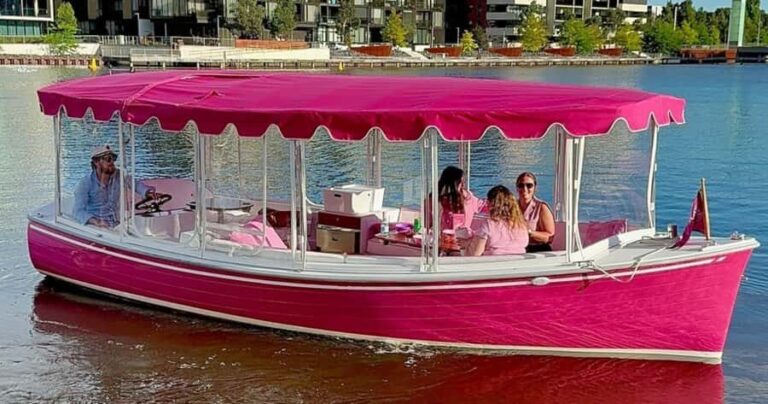 Canberra: Lake Burley Griffin Self-Drive Electric Boat - The Route and Views