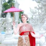 Chiang Rai Photos of traditional Thai costumes White Temple - Why Choose This Tour?