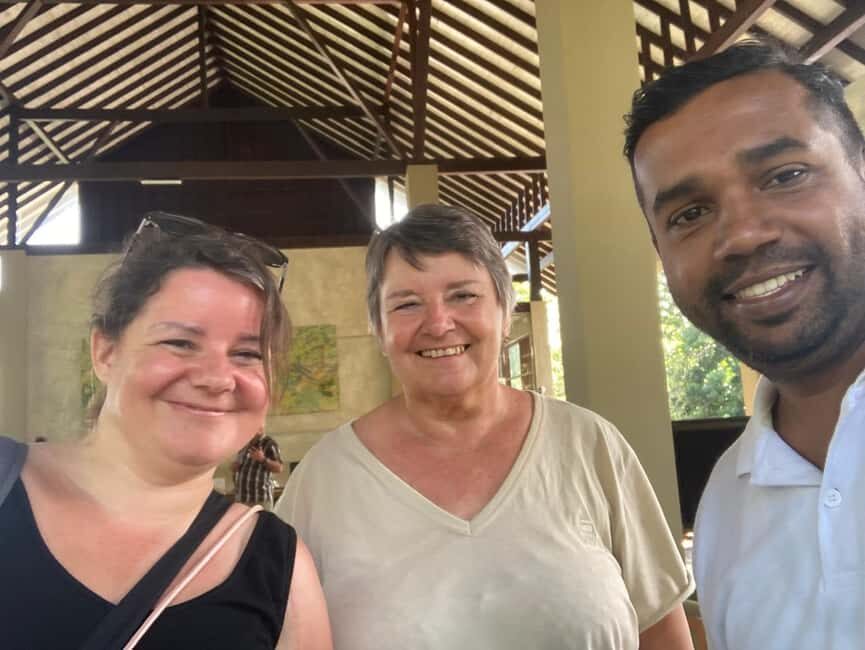 Colombo: 10Day Sri Lanka Tour - Temples, Tea & Ocean Bliss - What Makes This Tour Stand Out?