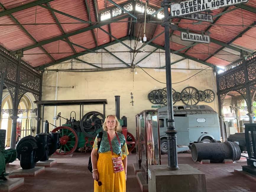 Colombo unseen walking tour taste with snacks. - What to Expect