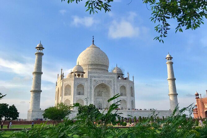 Day Trip to Taj Mahal and Agra from Chennai with Both Side Commercial Flights - From Delhi to Agra: The Fast Track