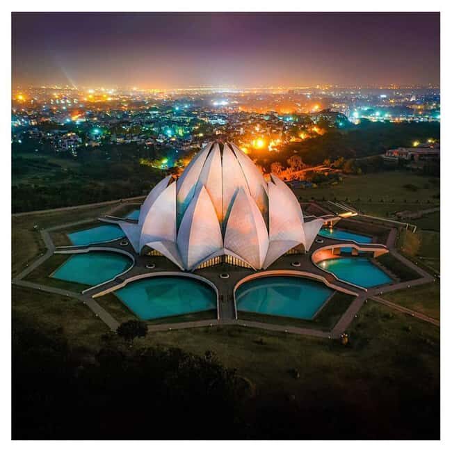 Delhi: Lotus Temple Private Guided Tour with Transfer - The Sum Up: Who Is This Tour Best For?