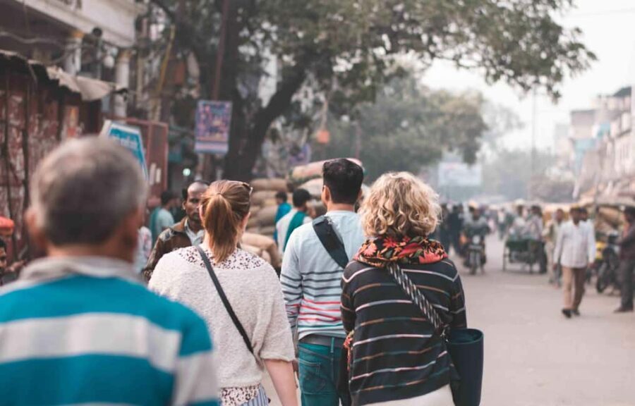 Delhi: Old Delhi and Red Fort Guided Tour with Hotel Pickup - Exploring Old Delhi’s Narrow Lanes and Markets