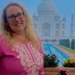 Delhi : Private Day Tour Of Agra All Inclusive - Visiting the Taj Mahal: A Marvel of Marble and Love