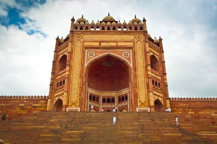 Delhi: Taj Mahal & Agra Fort With Fatehpur Sikri Day Tour - What Makes This Tour Stand Out
