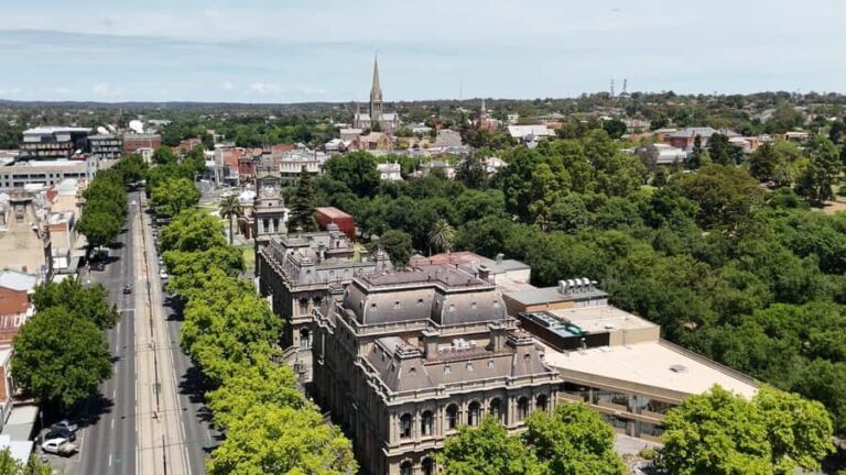 Discover Bendigo Guided Tour with Great Stupa and Cathedral - Practicalities and Value