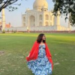 Exclusive Taj Mahal Private Tour with Luxury Car from Delhi - Why This Tour Offers Great Value