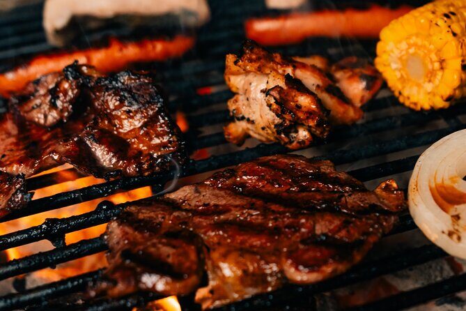 Experience Beachfront Dinner with Traditional Chamoru Performance - Setting the Scene: What to Expect