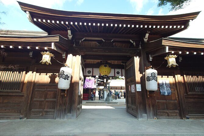 Explore Fukuoka in Half a Day History Culture and City Life - Authenticity and Traveler Feedback