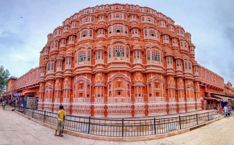 Explore Jaipur & Pushkar on a 2-Day Delhi Getaway - What the Tour Offers in Terms of Value