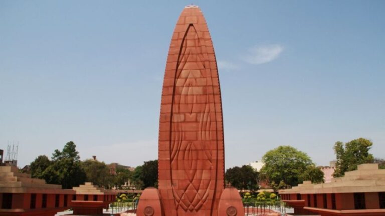 From Delhi: 2-Days Amritsar Tour by Train - Deep Dive into the Highlights