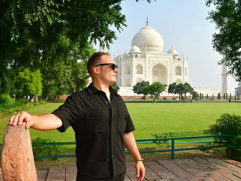 From Delhi: All-Inclusive Taj Mahal and Agra Fort Day Trip - Visiting the Taj Mahal: The Heart of the Tour