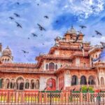 From Delhi: Jaipur Private Day Trip with Hotel Pickup - Transportation, Timing, and Group Size