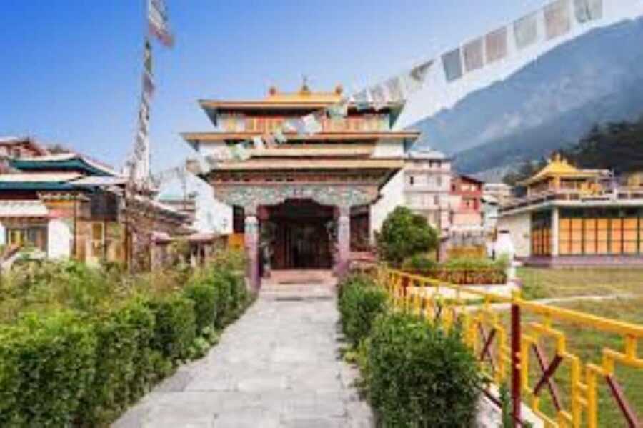 From Dharamshala: 2 Day Taj Mahal & Delhi Tour with Flights - Is This Tour Worth the Price?