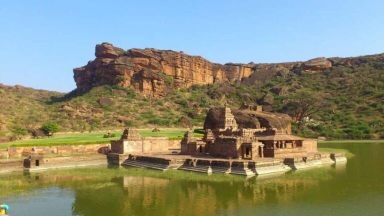 From Hampi: 3-Day Badami UNESO World Heritage Sites Tour - Who Should Consider This Tour?