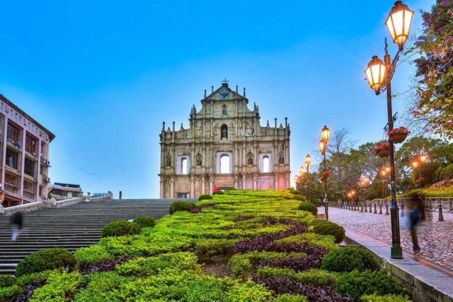 From Hong Kong: Macau Day Tour with Ferry, Lunch & Pickup - What Makes This Tour Stand Out?
