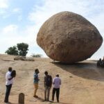 From Pondicherry: Day Tour to Mahabalipuram and Kanchipuram - Transitioning to Kanchipuram: A Spiritual and Textile Treasure Trove