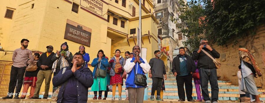 From Varanasi: Full Day Spiritual Varanasi Tour w/ Boat Ride - Evening Ganga Aarti: A Spiritual Culmination
