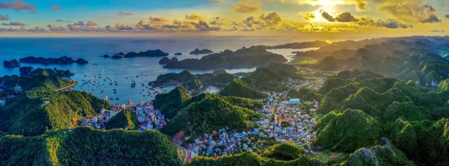 Full day boat trip with Cat Ba's captain Jack - Key Points