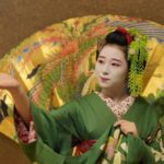 Gion Walking Tour, Geisha Show and Japanese Game in Kyoto - Breaking Down the Itinerary