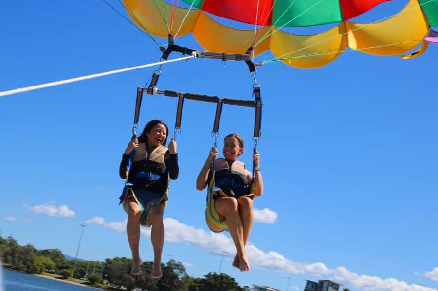 Gold Coast: Surfers Parasailing with Free Photos - What Makes This Tour a Good Value