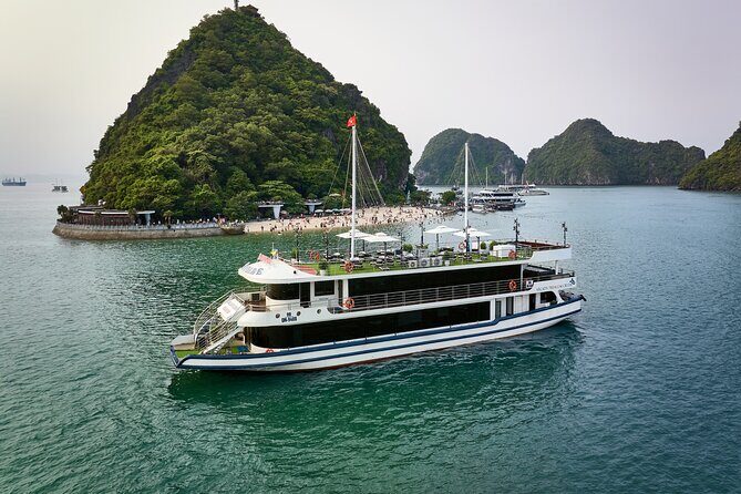 Ha Long Bay Luxury Cruise from Hanoi with Jacuzzi & Local Lunch - The Itinerary in Detail
