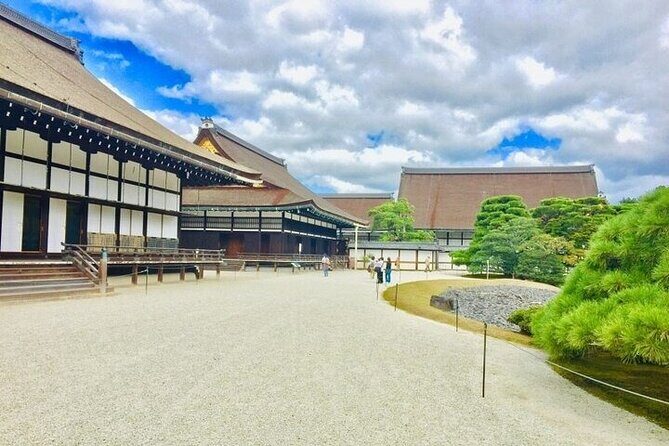 Half-Day Private Guided Tour to Historical Kyoto - The Power of the Shogunate: Nijo Castle