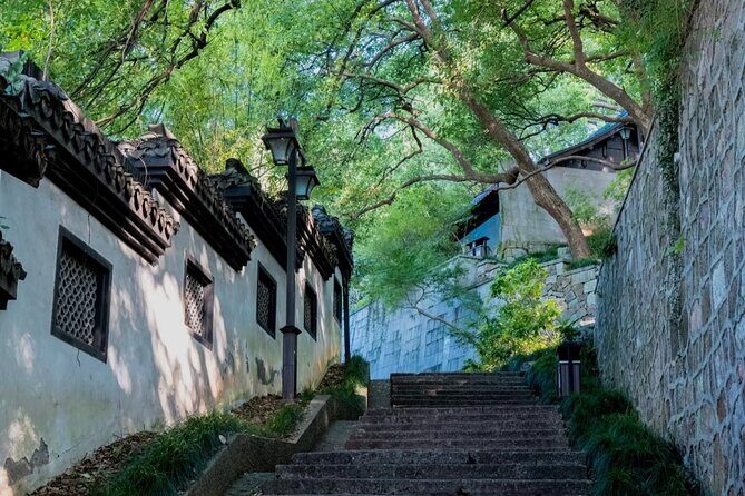 Hangzhou Mini-Hike Tour with Local Market Life Experience - Frequently Asked Questions
