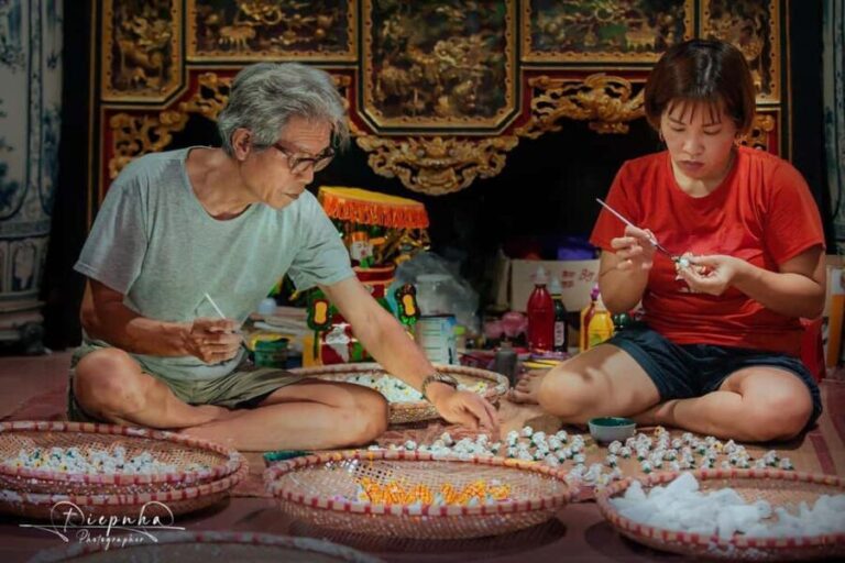 Hanoi Dong Ho Painting Village & Clay Statue Making Village - Who Will Love This Tour?