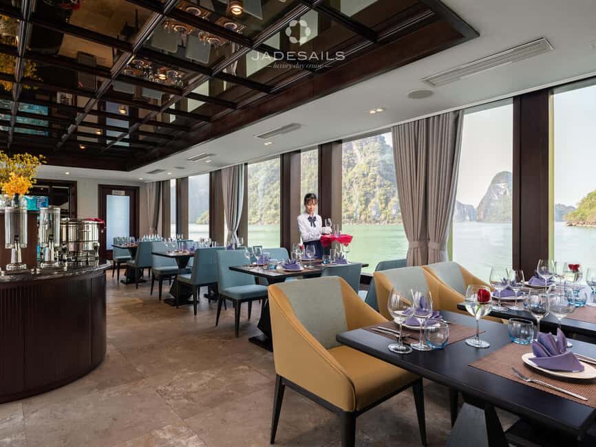 Hanoi: HalongLan Ha Premium Yacht, Day Cruise - Boarding the Jade Sails: Comfort and Style