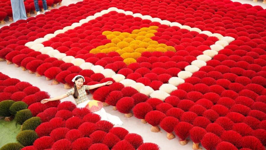 Hanoi: Tu Van Flag Village or Hat Village & Incense Village - What Makes This Tour Stand Out?