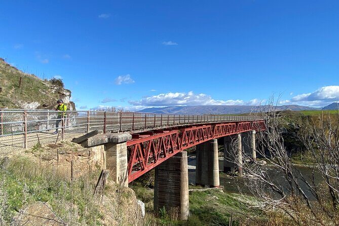 Highlights of the Otago Rail Trail: all-inclusive eBike Tour - Why This Tour Stands Out