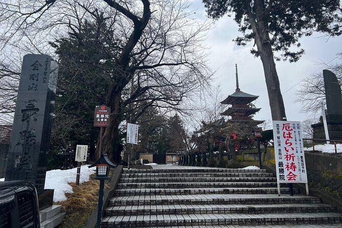 Hirosaki Temples and Shrines Historical Tour with Licensed Guide - Detailed Breakdown of the Sites and Experience