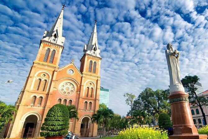 Ho Chi Minh City Tour With Dinner On Saigon Cruise - What You’ll Experience