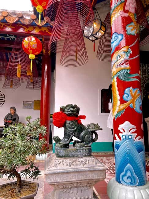 Hoi An Sunset Walking Tour with Boat Ride & Rooftop Dinner - Detailed Breakdown of the Itinerary