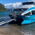 Hole in the Rock Cruise & Island Tour - with two island stopovers - Key Points