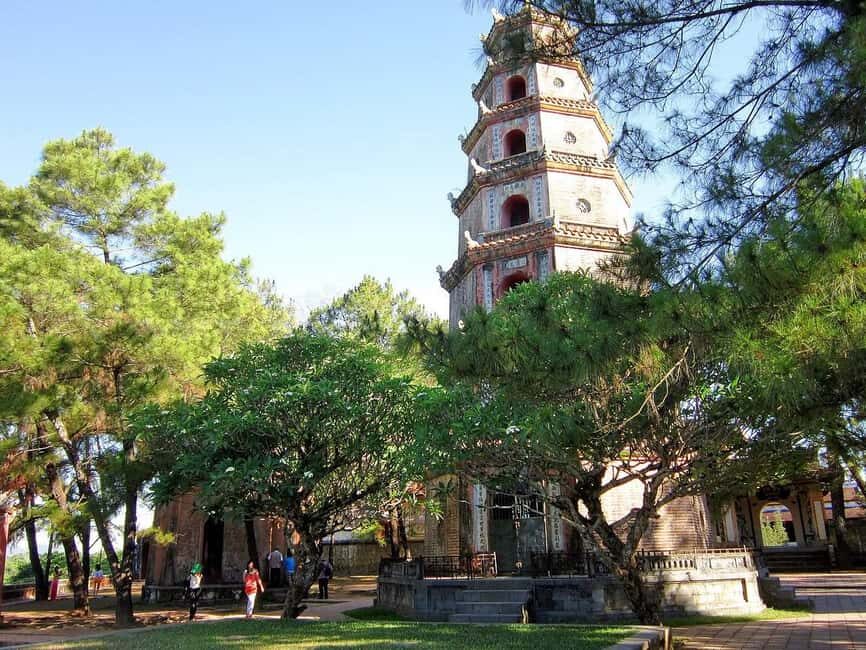 Hue: Visit Pagoda/Royal Tombs by Dragon Boat & Private Car - FAQs