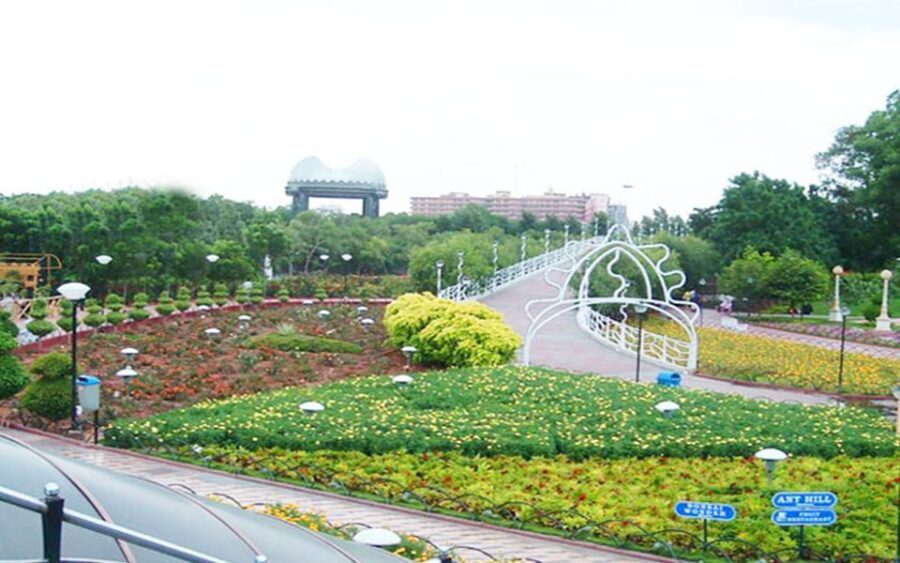 Hyderabad Evening Tour with Boat Ride, Laser Show & Dinner - An Overview of the Hyderabad Evening Tour