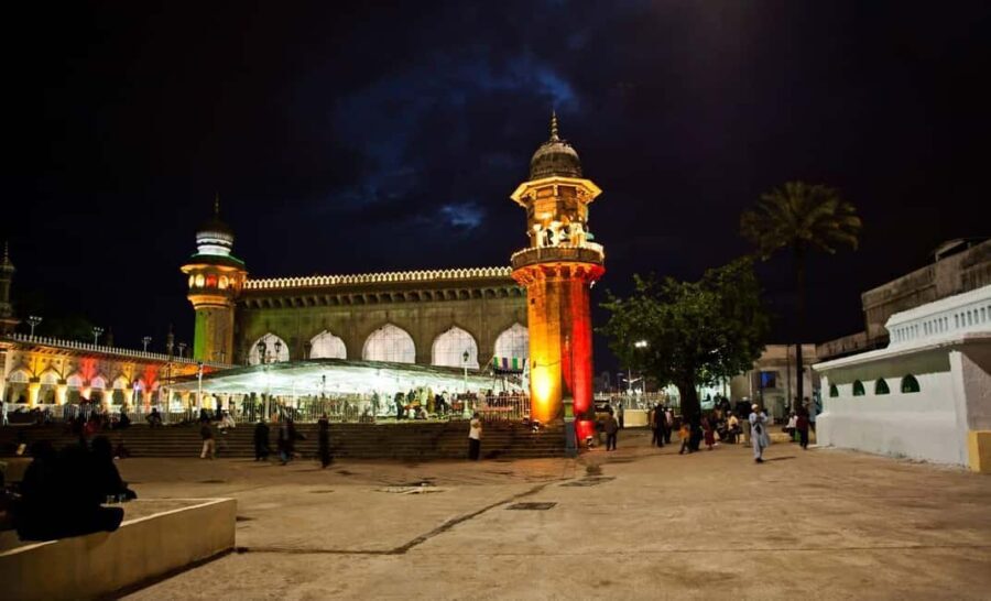 Hyderabad: Guided Night Walking Tour with Boat Ride - The Sum Up