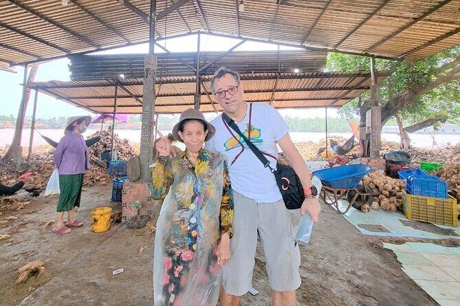 Incredible Mekong Delta Tour 3-day from Ho Chi Minh City - Day Three: Border Towns and Local Heritage