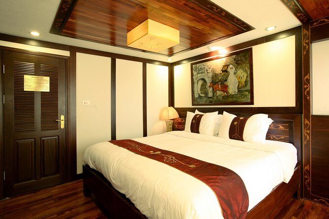 Indochina Sails Halong Bay - The Itinerary in Detail