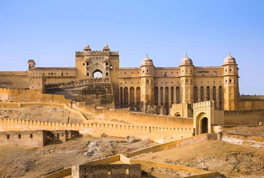 Jaipur Full Day Tour with Pickup & Drop-off in Agra or Delhi - Exploring Amber Fort: A Majestic UNESCO Site