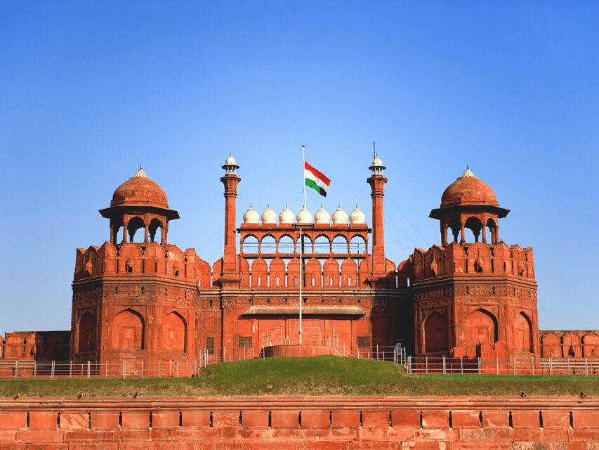 Jaipur: Private Day Tour by Classic Car - Jal Mahal: A Photo Stop