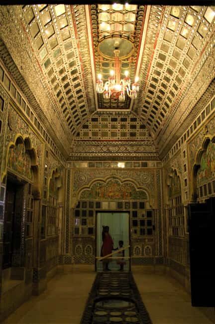 Jodhpur: Full-Day Guided Tour with Lunch & Entry Fees - Who Will Love This Tour?