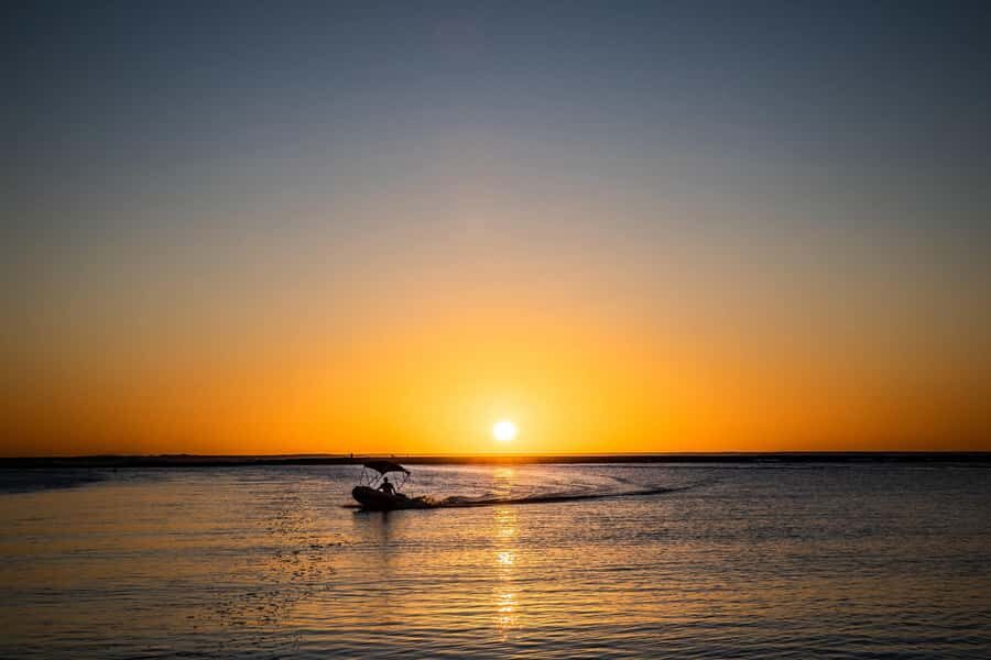 Kalbarri: Sunset Cliff Cruise with Wildlife Spotting - The Itinerary Breakdown