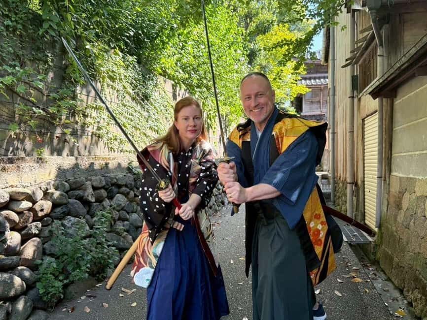 Kanazawa: Samurai Swordsmanship Lesson at a rented temple - A Deep Dive into the Experience