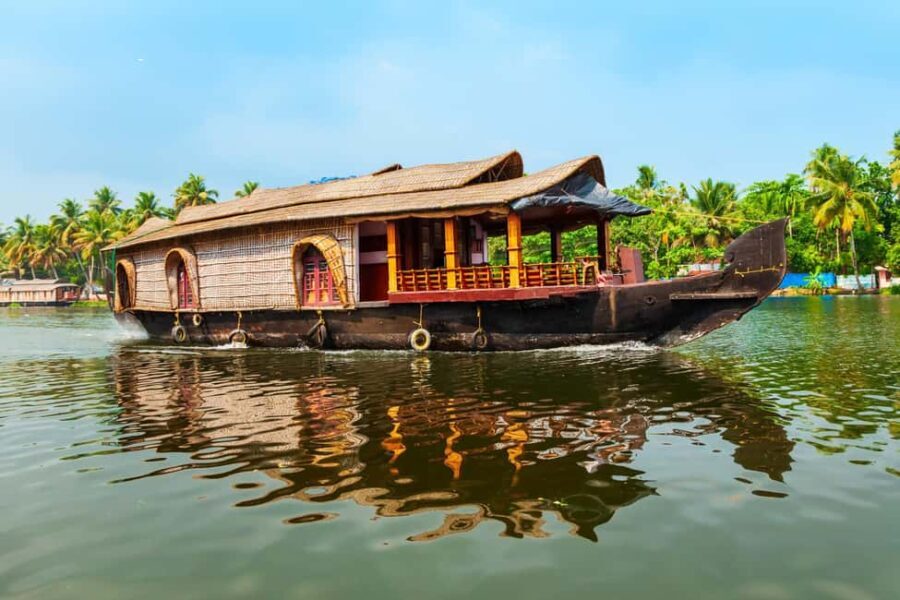 Kochi: 1 Night Alappuzha Backwaters House Boat Cruise Tour - The Value of This Experience