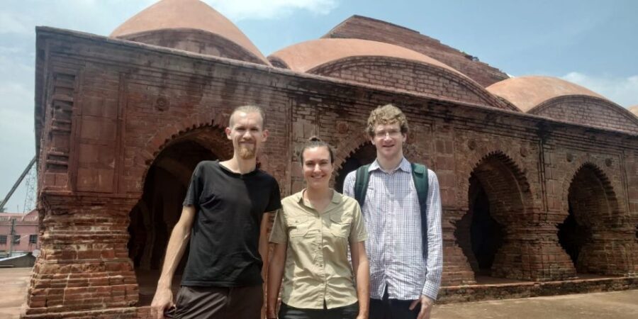 Kolkata: Bishnupur Terracotta Temples Day Trip with Weavers - What Makes This Tour Stand Out?