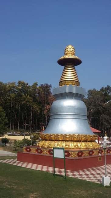 Kushinagar: 2-Day Buddhist Temples and Markets Tour - International Buddhist Temples: A Global Showcase