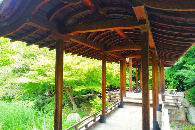 Kyoto Higashi Hongan-ji Temple and Shsei-en Garden Walk Tour - The Detailed Stops: What You’ll See and Learn